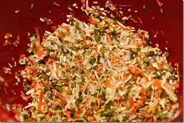 Korean Cuisine: Dong Geun-ran Ddengs - Beef Cakes - (동그랑땡)